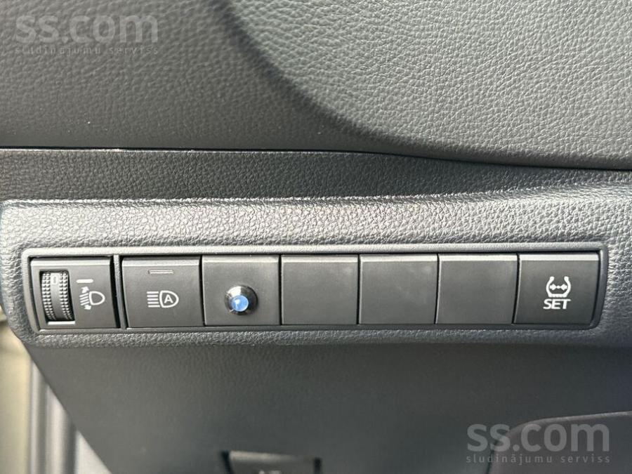Zaļš Toyota Corolla 2023 Rīga, ar dzinēja tilpumu 1.50 L un nobraukumu 85 tūkst. km par 18590 €, foto 27 vietnē AUTOMOTO.COM.LV