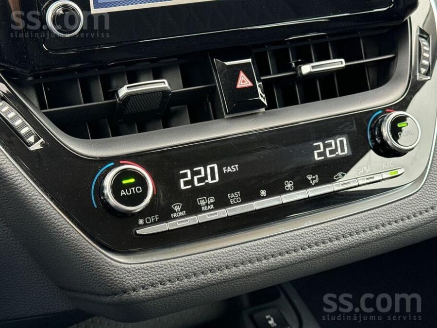 Zaļš Toyota Corolla 2023 Rīga, ar dzinēja tilpumu 1.50 L un nobraukumu 85 tūkst. km par 18590 €, foto 28 vietnē AUTOMOTO.COM.LV