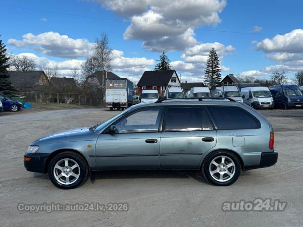 Zaļš Toyota Corolla 1993 Valga, ar dzinēja tilpumu 1.30 L un nobraukumu 255 tūkst. km par 1499 €, foto 3 vietnē AUTOMOTO.COM.LV