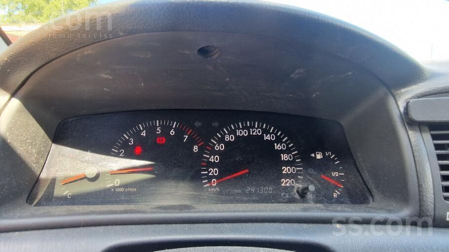 Zaļš Toyota Corolla 2002 Rīga, ar dzinēja tilpumu 1.40 L un nobraukumu 0 tūkst. km par 620 €, foto 20 vietnē AUTOMOTO.COM.LV