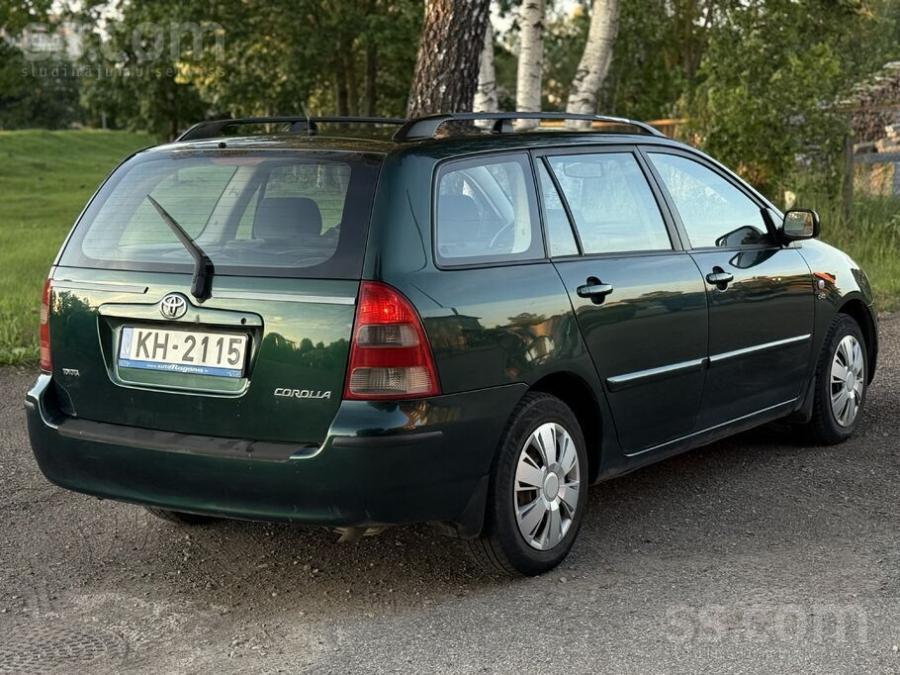 Zaļš Toyota Corolla 2003 Jēkabpils, ar dzinēja tilpumu 2.00 L un nobraukumu 0 tūkst. km par 950 €, foto 3 vietnē AUTOMOTO.COM.LV