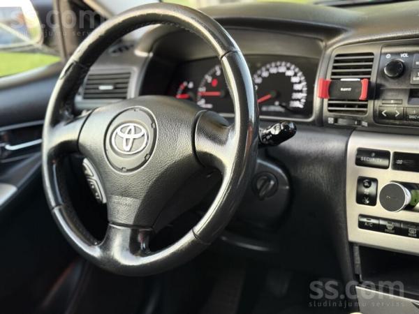 Zaļš Toyota Corolla 2003 Jēkabpils, ar dzinēja tilpumu 2.00 L un nobraukumu 0 tūkst. km par 950 €, foto 8 vietnē AUTOMOTO.COM.LV
