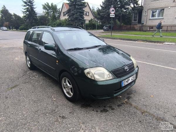 Zaļš Toyota Corolla 2003 Kauņa, ar dzinēja tilpumu 1.40 L un nobraukumu 185 tūkst. km par 1650 €, foto 3 vietnē AUTOMOTO.COM.LV