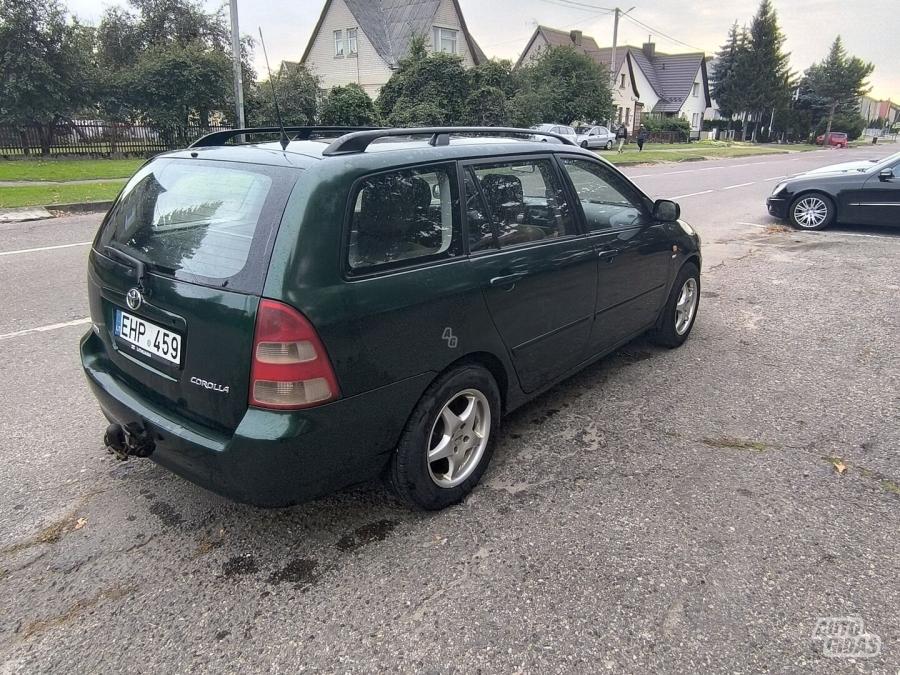 Zaļš Toyota Corolla 2003 Kauņa, ar dzinēja tilpumu 1.40 L un nobraukumu 185 tūkst. km par 1650 €, foto 8 vietnē AUTOMOTO.COM.LV