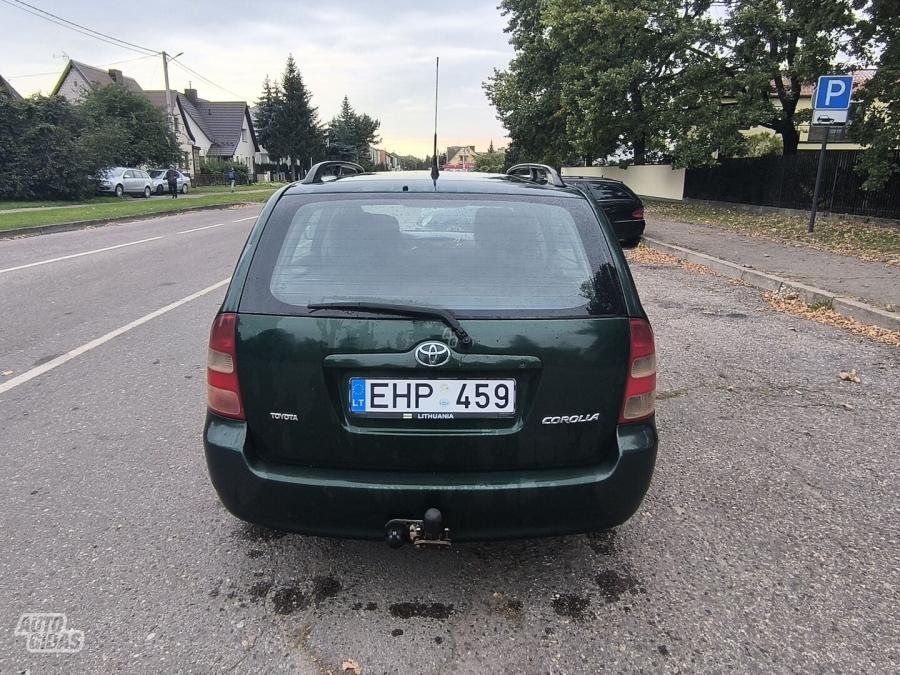 Zaļš Toyota Corolla 2003 Kauņa, ar dzinēja tilpumu 1.40 L un nobraukumu 185 tūkst. km par 1650 €, foto 8 vietnē AUTOMOTO.COM.LV