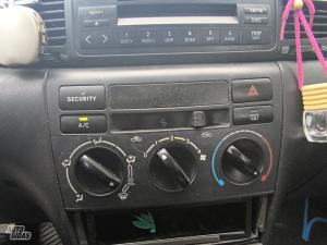 Zaļš Toyota Corolla 2003 Kauņa, ar dzinēja tilpumu 1.40 L un nobraukumu 185 tūkst. km par 1650 €, foto 15 vietnē AUTOMOTO.COM.LV