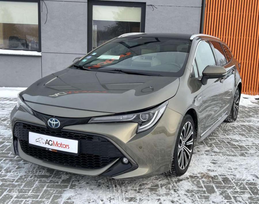 Zaļš Toyota Corolla 2019 Viļņa, ar dzinēja tilpumu 1.99 L un nobraukumu 108 tūkst. km par 20600 €, foto 1 vietnē AUTOMOTO.COM.LV