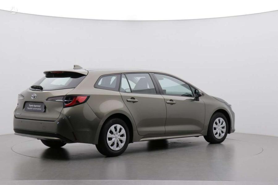 Zaļš Toyota Corolla 2019 Viļņa, ar dzinēja tilpumu 1.20 L un nobraukumu 63 tūkst. km par 15900 €, foto 4 vietnē AUTOMOTO.COM.LV