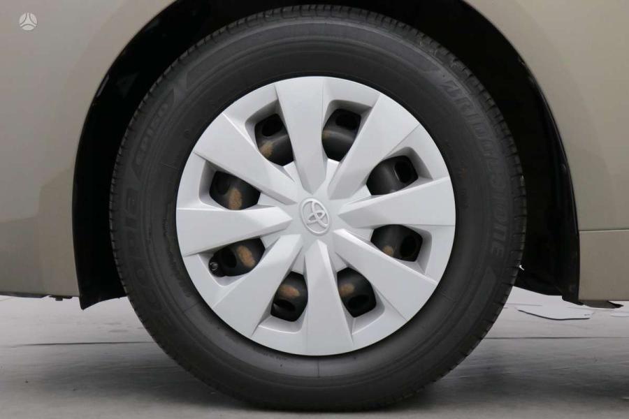 Zaļš Toyota Corolla 2019 Viļņa, ar dzinēja tilpumu 1.20 L un nobraukumu 63 tūkst. km par 15900 €, foto 17 vietnē AUTOMOTO.COM.LV