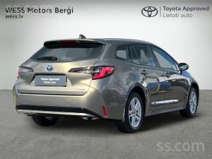 Zaļš Toyota Corolla 2019 Rīga, ar dzinēja tilpumu 1.80 L un nobraukumu 153 tūkst. km par 15990 €, foto 3 vietnē AUTOMOTO.COM.LV