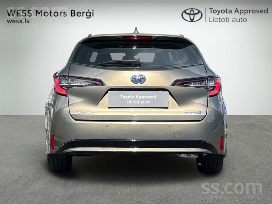 Zaļš Toyota Corolla 2019 Rīga, ar dzinēja tilpumu 1.80 L un nobraukumu 153 tūkst. km par 15990 €, foto 5 vietnē AUTOMOTO.COM.LV