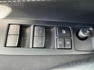 Zaļš Toyota Corolla 2019 Rīga, ar dzinēja tilpumu 1.80 L un nobraukumu 153 tūkst. km par 15990 €, foto 20 vietnē AUTOMOTO.COM.LV