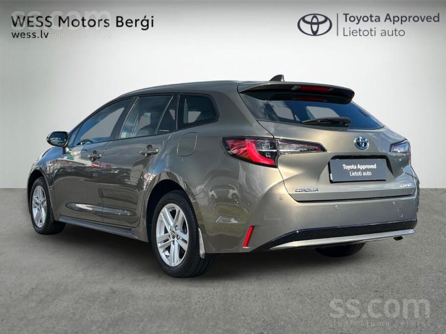 Zaļš Toyota Corolla 2019 Rīga, ar dzinēja tilpumu 1.80 L un nobraukumu 153 tūkst. km par 15990 €, foto 24 vietnē AUTOMOTO.COM.LV