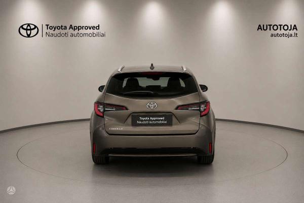 Zaļš Toyota Corolla 2019 Kauņa, ar dzinēja tilpumu 1.20 L un nobraukumu 171 tūkst. km par 14500 €, foto 4 vietnē AUTOMOTO.COM.LV