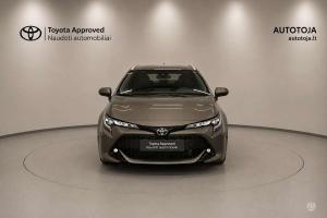 Green Toyota Corolla 2019 in Kaunas, with an engine capacity of 1.20 L and mileage of 171 thousand km for 14500 €, photo 6 on AUTOMOTO.COM.LV