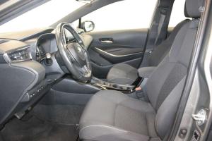 Green Toyota Corolla 2019 in Kaunas, with an engine capacity of 1.20 L and mileage of 171 thousand km for 14500 €, photo 12 on AUTOMOTO.COM.LV