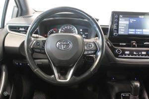Green Toyota Corolla 2019 in Kaunas, with an engine capacity of 1.20 L and mileage of 171 thousand km for 14500 €, photo 13 on AUTOMOTO.COM.LV