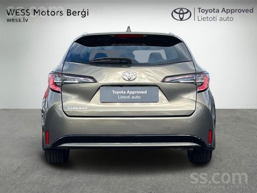 Zaļš Toyota Corolla 2019 Rīga, ar dzinēja tilpumu 1.20 L un nobraukumu 92 tūkst. km par 13990 €, foto 5 vietnē AUTOMOTO.COM.LV
