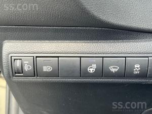 Zaļš Toyota Corolla 2019 Rīga, ar dzinēja tilpumu 1.20 L un nobraukumu 92 tūkst. km par 13990 €, foto 17 vietnē AUTOMOTO.COM.LV
