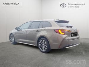 Zaļš Toyota Corolla 2020 Rīga, ar dzinēja tilpumu 1.20 L un nobraukumu 87 tūkst. km par 14400 €, foto 4 vietnē AUTOMOTO.COM.LV