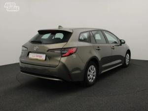 Green Toyota Corolla 2020 in Vilnius, with an engine capacity of 1.20 L and mileage of 168 thousand km for 11499 €, photo 9 on AUTOMOTO.COM.LV