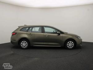 Green Toyota Corolla 2020 in Vilnius, with an engine capacity of 1.20 L and mileage of 168 thousand km for 11499 €, photo 10 on AUTOMOTO.COM.LV