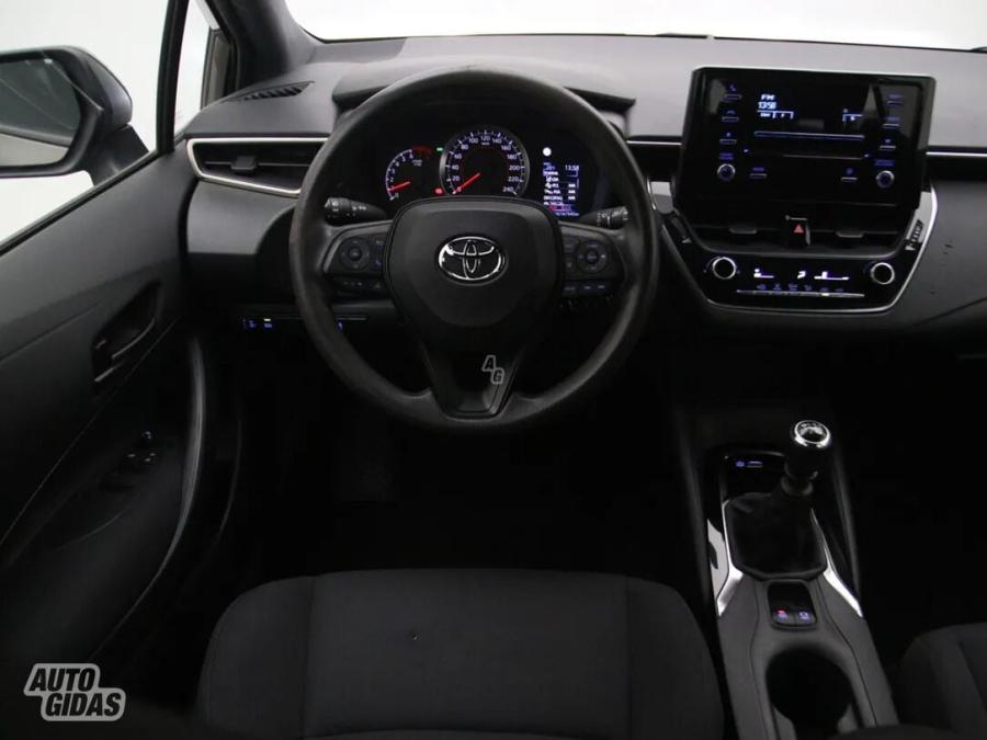 Green Toyota Corolla 2020 in Vilnius, with an engine capacity of 1.20 L and mileage of 168 thousand km for 11499 €, photo 18 on AUTOMOTO.COM.LV