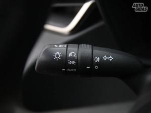 Green Toyota Corolla 2020 in Vilnius, with an engine capacity of 1.20 L and mileage of 168 thousand km for 11499 €, photo 26 on AUTOMOTO.COM.LV