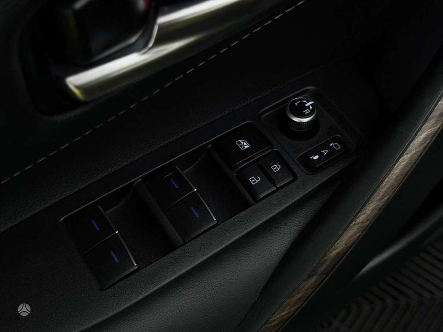 Zaļš Toyota Corolla 2020 Viļņa, ar dzinēja tilpumu 1.80 L un nobraukumu 55 tūkst. km par 18800 €, foto 22 vietnē AUTOMOTO.COM.LV