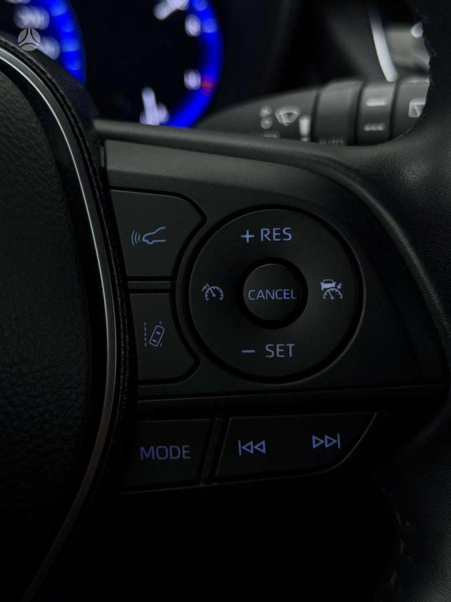 Zaļš Toyota Corolla 2020 Viļņa, ar dzinēja tilpumu 1.80 L un nobraukumu 55 tūkst. km par 18800 €, foto 29 vietnē AUTOMOTO.COM.LV