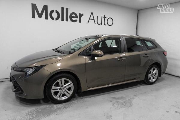 Zaļš Toyota Corolla 2021 Viļņa, ar dzinēja tilpumu 1.20 L un nobraukumu 140 tūkst. km par 13650 €, foto 2 vietnē AUTOMOTO.COM.LV