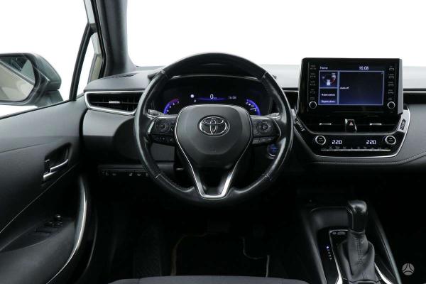 Тойота Королла 2021 в Вильнюс на AUTOMOTO.COM.LV Зеленый Тойота Королла 2021 в Вильнюс, объемом двигателя 1.80 л и пробегом 192 тыс. км за 15900 €, фото 3 на AUTOMOTO.COM.LV