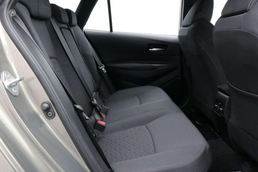 Zaļš Toyota Corolla 2021 Viļņa, ar dzinēja tilpumu 1.80 L un nobraukumu 192 tūkst. km par 15900 €, foto 21 vietnē AUTOMOTO.COM.LV