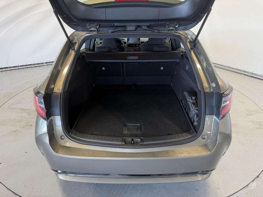 Zaļš Toyota Corolla 2021 Kauņa, ar dzinēja tilpumu 1.20 L un nobraukumu 68 tūkst. km par 14900 €, foto 11 vietnē AUTOMOTO.COM.LV