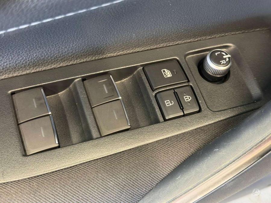 Zaļš Toyota Corolla 2021 Kauņa, ar dzinēja tilpumu 1.20 L un nobraukumu 68 tūkst. km par 14900 €, foto 23 vietnē AUTOMOTO.COM.LV
