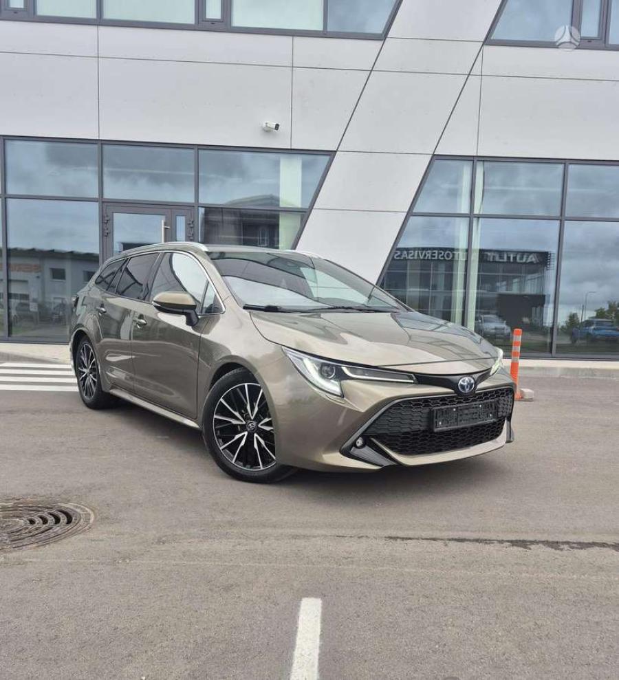 Zaļš Toyota Corolla 2022 Šauļi, ar dzinēja tilpumu 1.80 L un nobraukumu 188 tūkst. km par 13800 €, foto 3 vietnē AUTOMOTO.COM.LV