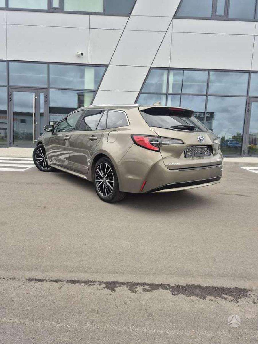 Zaļš Toyota Corolla 2022 Šauļi, ar dzinēja tilpumu 1.80 L un nobraukumu 188 tūkst. km par 13800 €, foto 5 vietnē AUTOMOTO.COM.LV