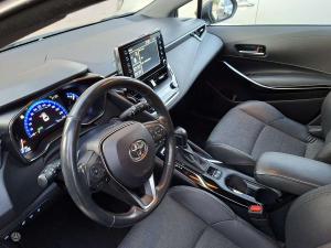 Green Toyota Corolla 2022 in Vilnius, with an engine capacity of 1.80 L and mileage of 99 thousand km for 18200 €, photo 14 on AUTOMOTO.COM.LV