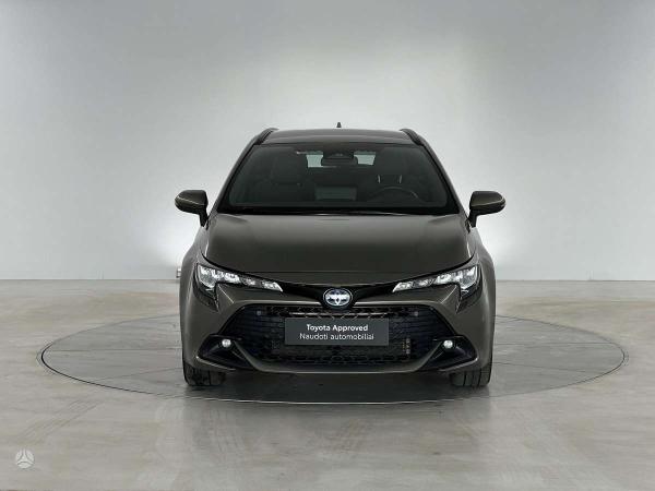 Green Toyota Corolla 2023 in Vilnius, with an engine capacity of 1.80 L and mileage of 86 thousand km for 22900 €, photo 5 on AUTOMOTO.COM.LV