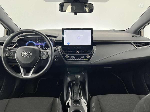 Green Toyota Corolla 2023 in Vilnius, with an engine capacity of 1.80 L and mileage of 86 thousand km for 22900 €, photo 8 on AUTOMOTO.COM.LV