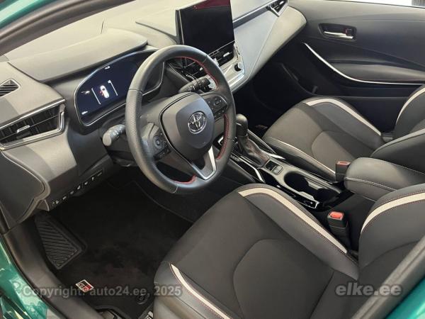 Green Toyota Corolla 2024 in Rakvere, with an engine capacity of 1.80 L and mileage of 10 thousand km for 31490 €, photo 11 on AUTOMOTO.COM.LV