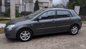 Grey Toyota Corolla 2004 in Vilnius, with an engine capacity of 2.00 L and mileage of 388 thousand km for 1450 €, photo 2 on AUTOMOTO.COM.LV
