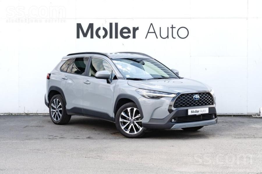 Pelēks Toyota Corolla 2024 Rīga, ar dzinēja tilpumu 1.80 L un nobraukumu 110 tūkst. km par 24950 €, foto 3 vietnē AUTOMOTO.COM.LV