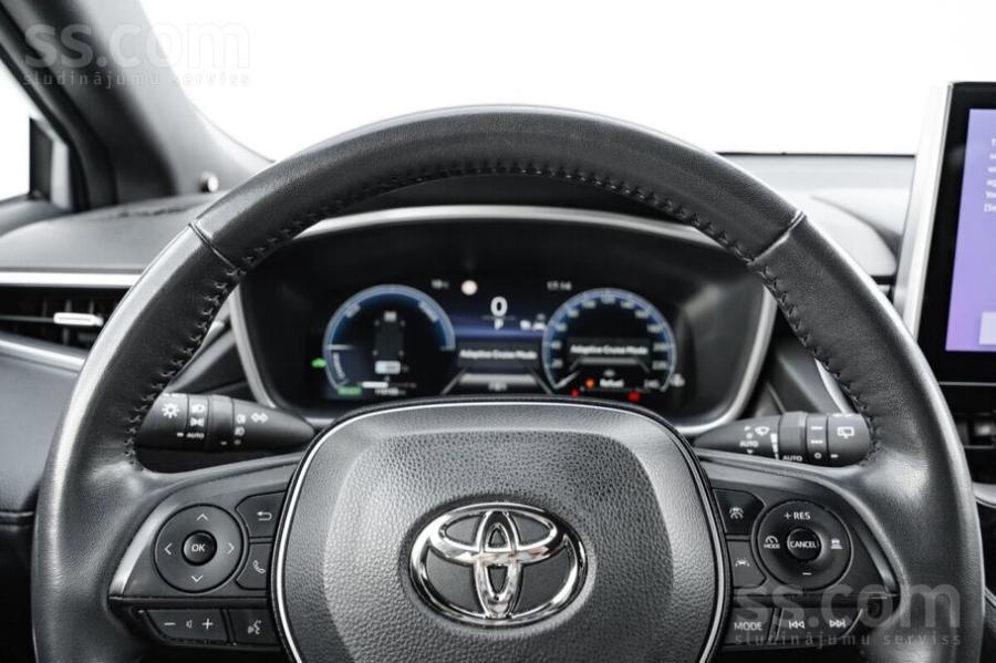 Pelēks Toyota Corolla 2024 Rīga, ar dzinēja tilpumu 1.80 L un nobraukumu 110 tūkst. km par 24950 €, foto 10 vietnē AUTOMOTO.COM.LV