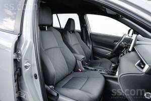 Pelēks Toyota Corolla 2024 Rīga, ar dzinēja tilpumu 1.80 L un nobraukumu 110 tūkst. km par 24950 €, foto 12 vietnē AUTOMOTO.COM.LV