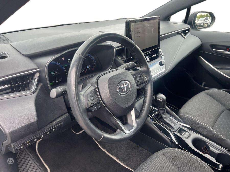 Pelēks Toyota Corolla 2024 Klaipėda, ar dzinēja tilpumu 1.80 L un nobraukumu 59 tūkst. km par 24000 €, foto 12 vietnē AUTOMOTO.COM.LV