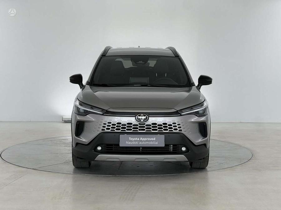 Grey Toyota Corolla 2025 in Vilnius, with an engine capacity of 1.80 L and mileage of 21 thousand km for 32900 €, photo 5 on AUTOMOTO.COM.LV