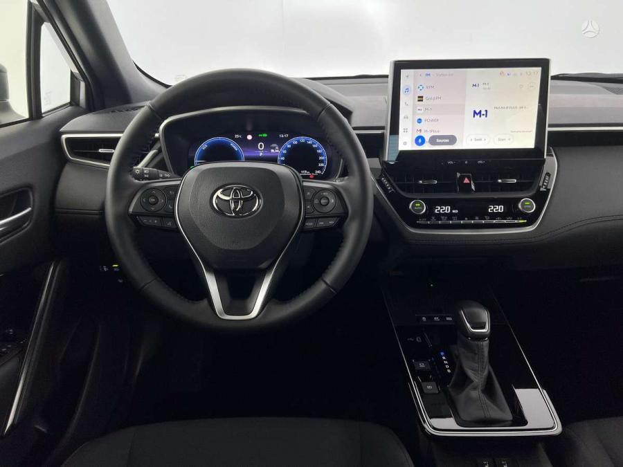 Grey Toyota Corolla 2025 in Vilnius, with an engine capacity of 1.80 L and mileage of 21 thousand km for 32900 €, photo 9 on AUTOMOTO.COM.LV