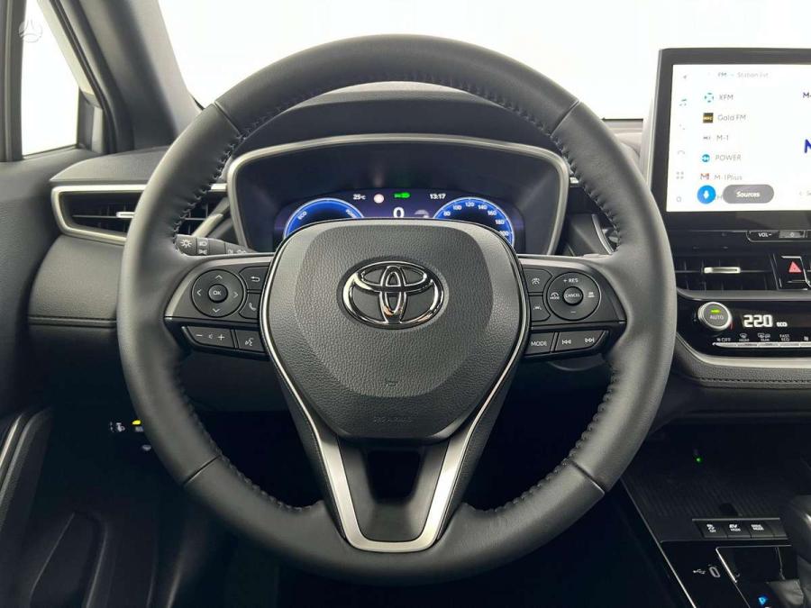 Grey Toyota Corolla 2025 in Vilnius, with an engine capacity of 1.80 L and mileage of 21 thousand km for 32900 €, photo 12 on AUTOMOTO.COM.LV
