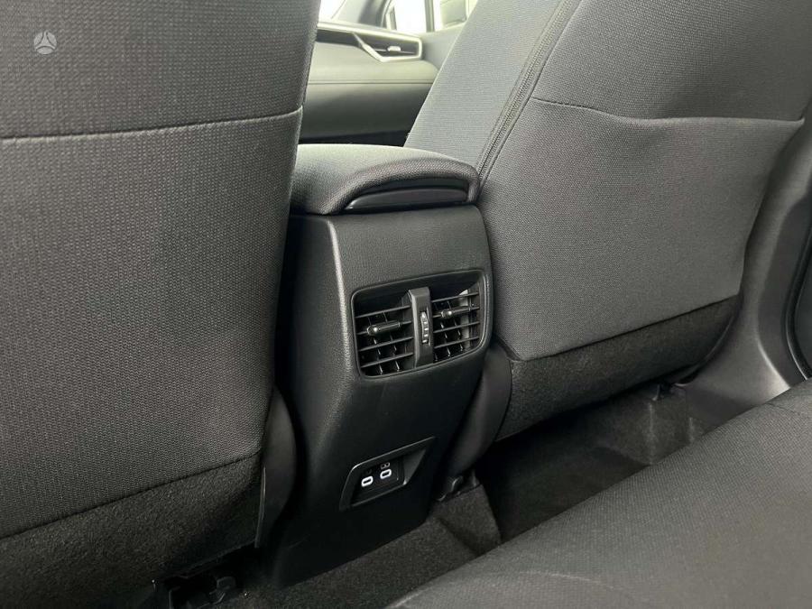 Grey Toyota Corolla 2025 in Vilnius, with an engine capacity of 1.80 L and mileage of 21 thousand km for 32900 €, photo 25 on AUTOMOTO.COM.LV